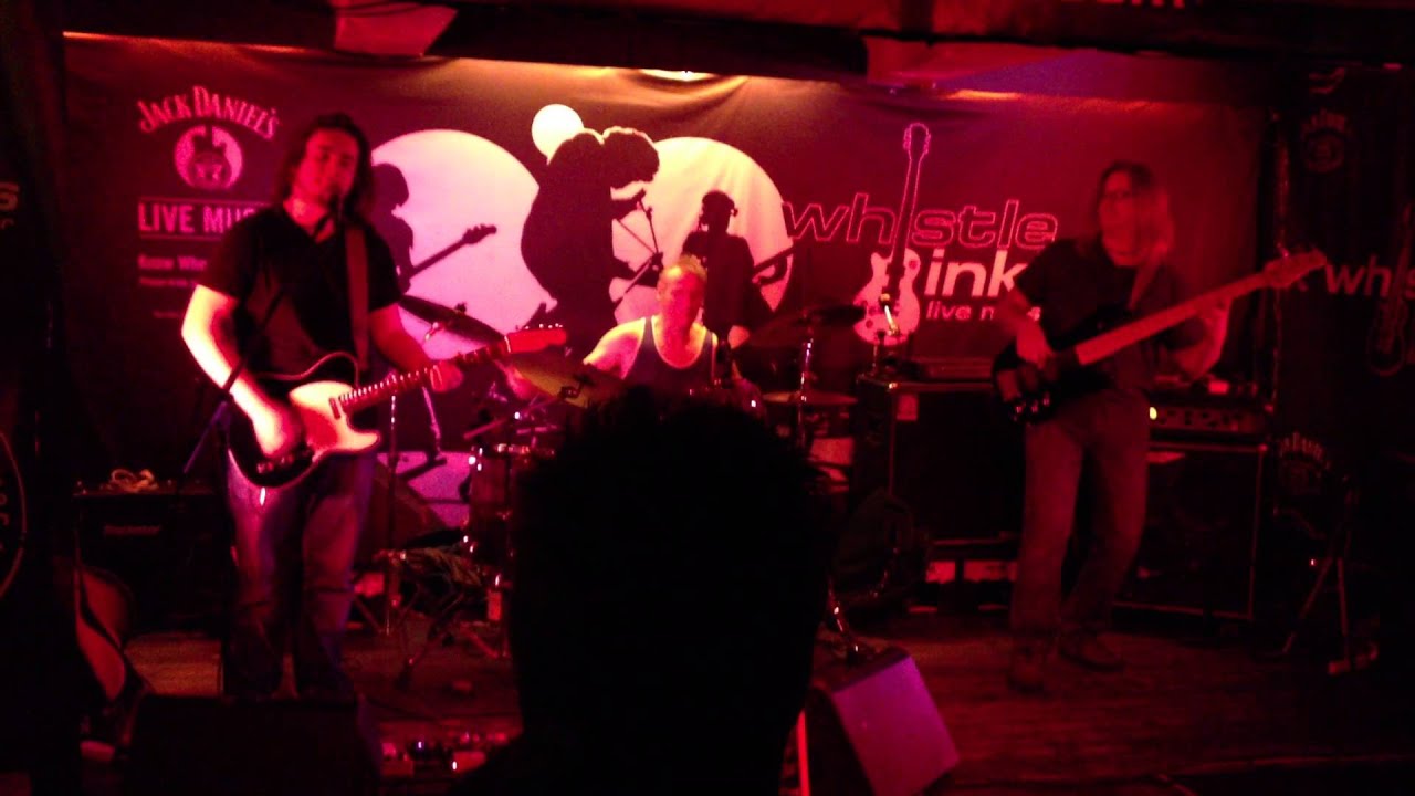 Lewis Hamilton & The Boogie Brothers Black Night Whistlebinkies ...