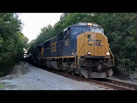 CSXT 4532 SD70MAC Leads CSX Train M583 At Carlisle SC On The Monroe Subdivision - YouTube