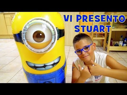 VI PRESENTO STUART DEI MINIONS - Leo Toys - YouTube