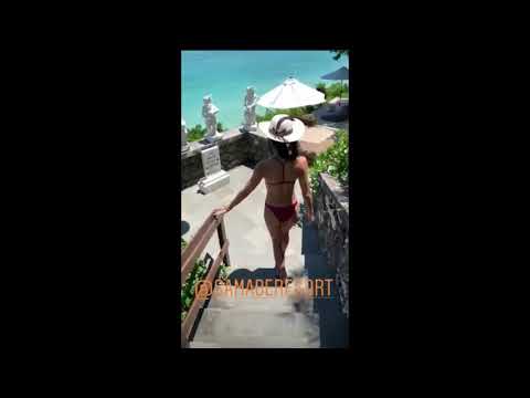 Sammi GLX Walking Stairs Slow Motion Knowing Everyone Want Some Bikini Ass