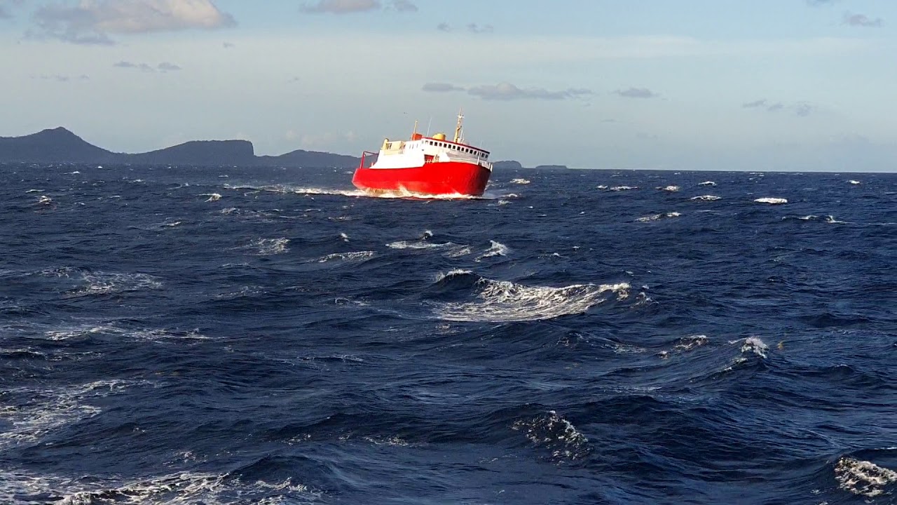 Bequia Express 4 in choppy waters. - YouTube