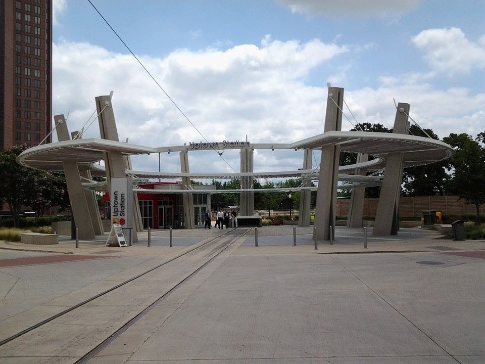 M-Line Streetcar at Cityplace Uptown Station (external view) - YouTube