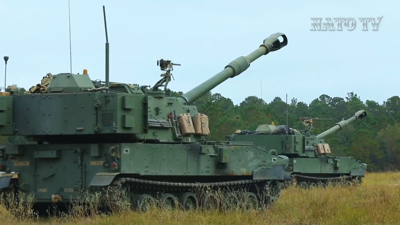 M109A6 Paladin Shooting Competition at Fort Stewart by 1-9 Field ...