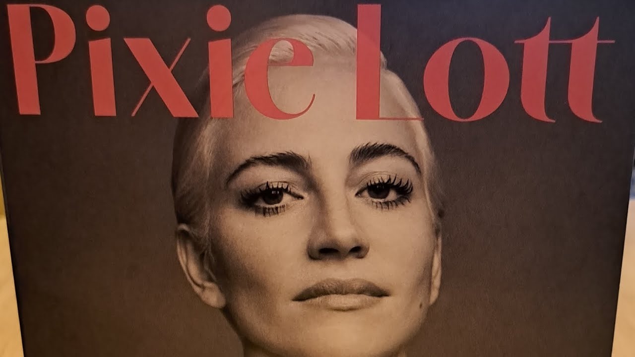 Unboxing video of Pixie Lott Encino Album - YouTube