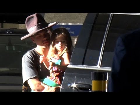 EXCLUSIVE - Dad Evan Ross And Daughter Jagger On A Summer Family Trip ...