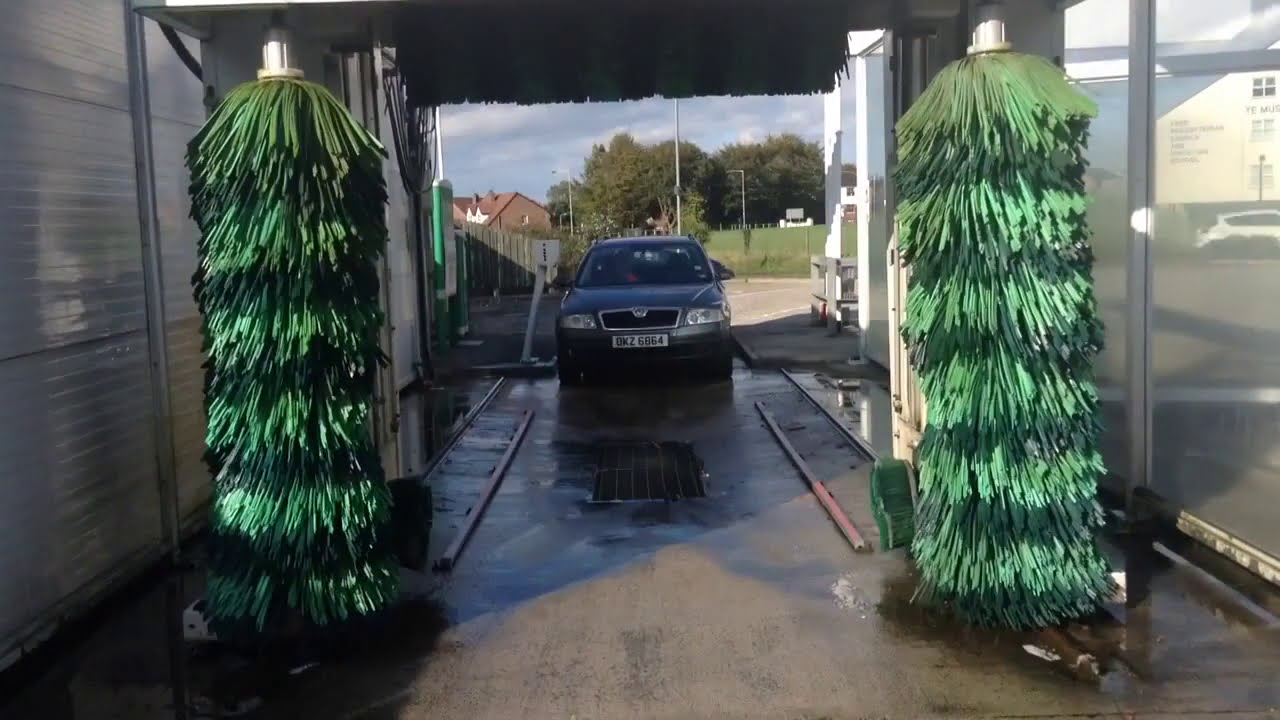 Istobal M12 at BP in Rathgael Road, Bangor (Old Video) - YouTube