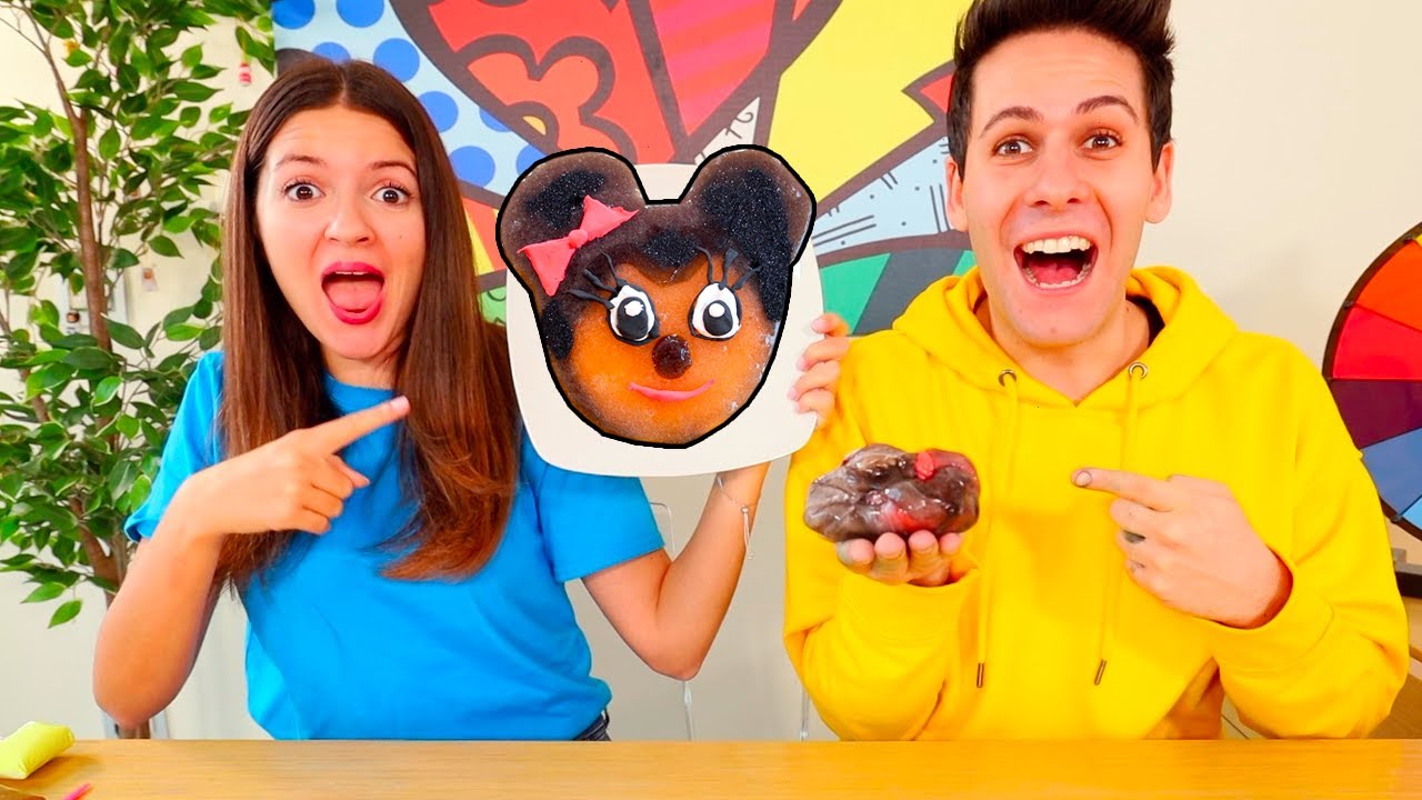 SLIME ART CHALLENGE 2! Dipingere con lo slime Topolino e Minnie! - YouTube