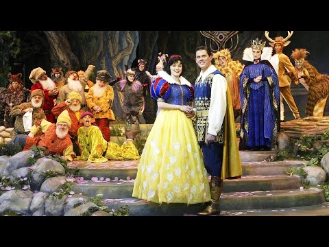 Snow White: An Enchanting Musical - Full Show at Disneyland 2006, Fantasyland Theatre, Seven Dwarfs