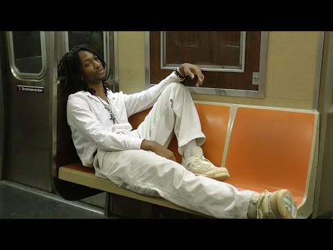 Vera - ICARUS (Official Music Video)