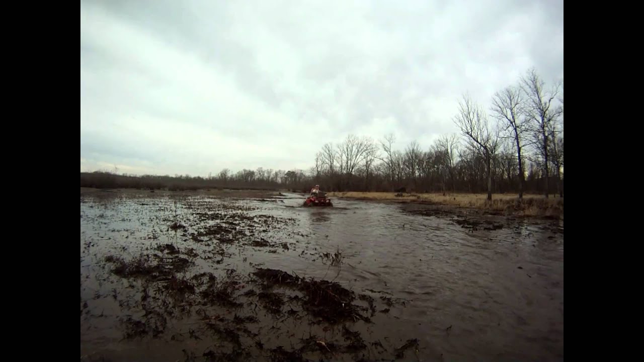 Pond @ Tree Offroad Park 2011 Muddy Gras - YouTube