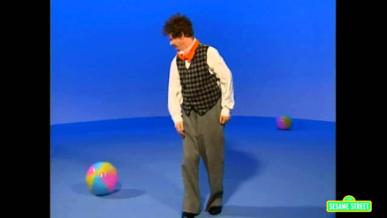 ElMo'S WoRld ! HD - YouTube
