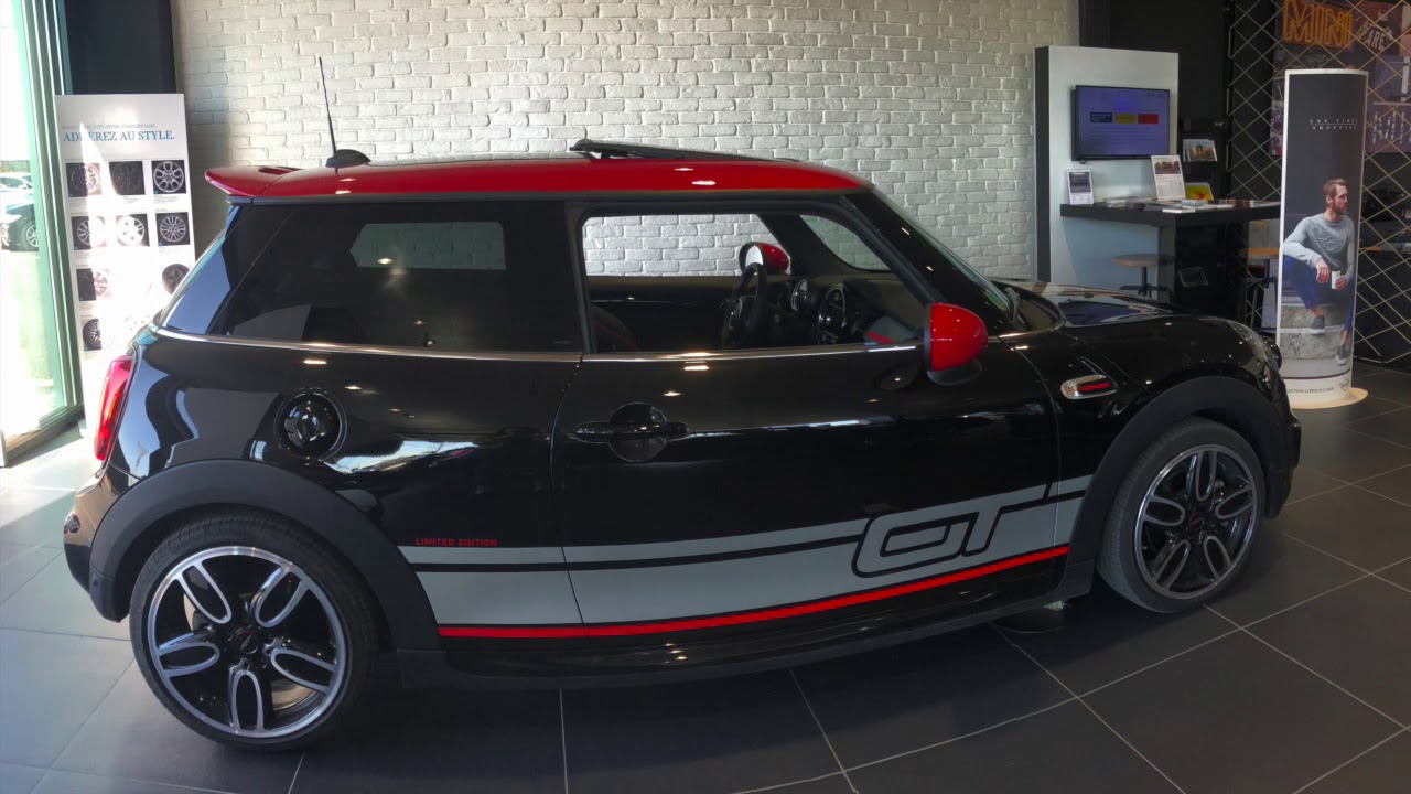 MINI GT - YouTube