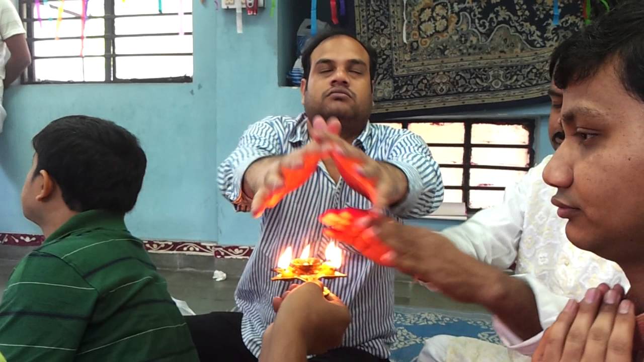 Saraswati puja IACS Gents Hostel 2013.mp4 - YouTube