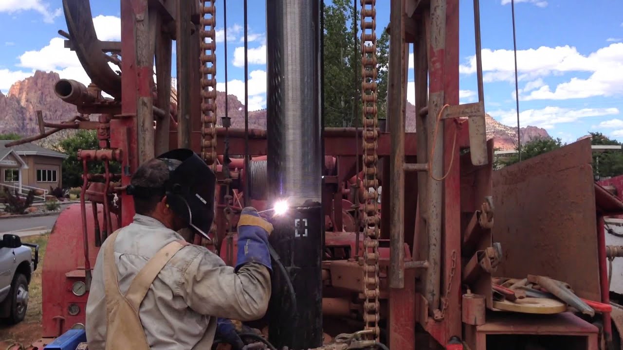 Stainless steel screen water well - YouTube