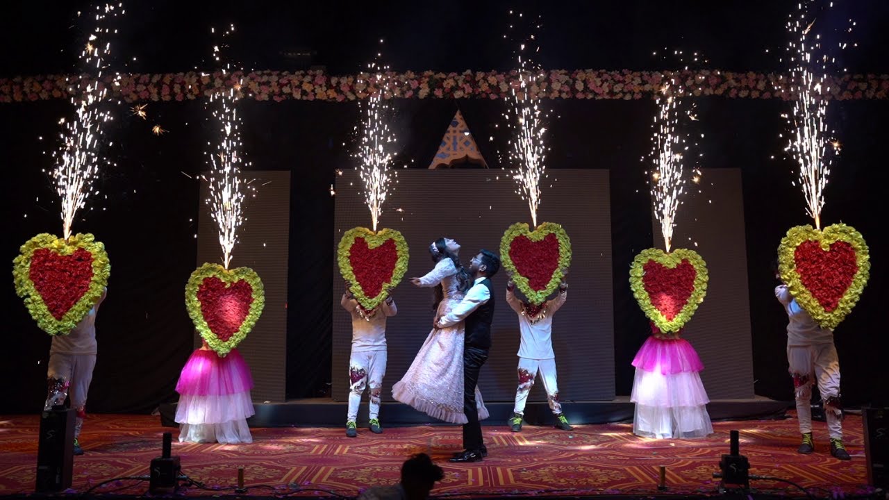 Most Romanctic Bride & Groom Dance Performance | bollywood Mashup Dance ...