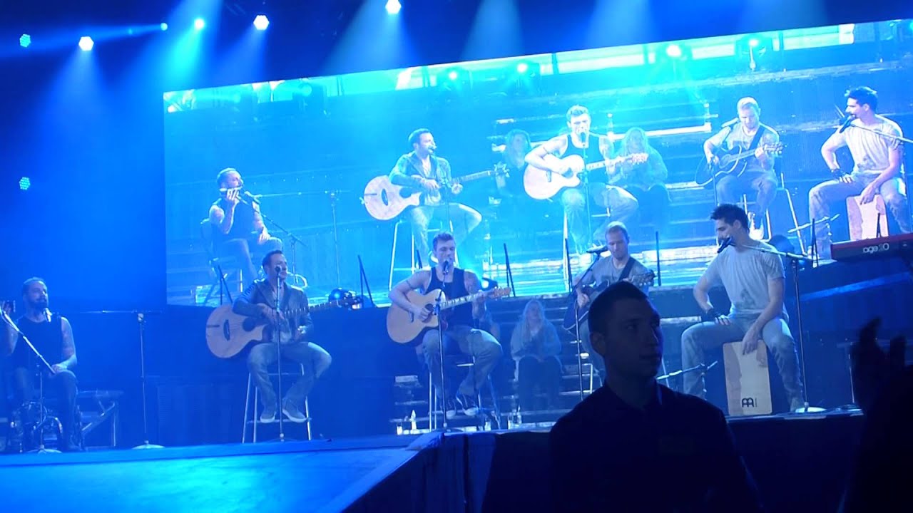 Backstreet Boys Fans on stage - YouTube