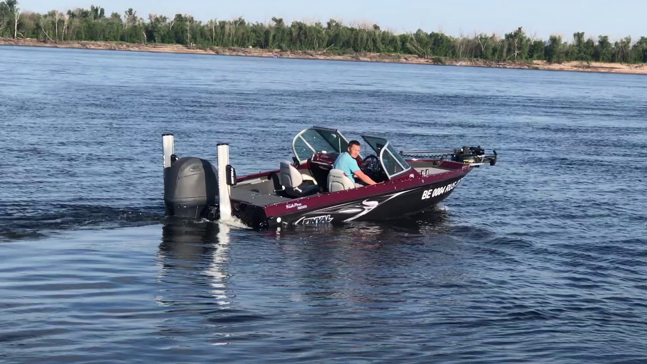 FINVAL 555 Fish Pro + телескопические якоря Minn Kota Talon - YouTube