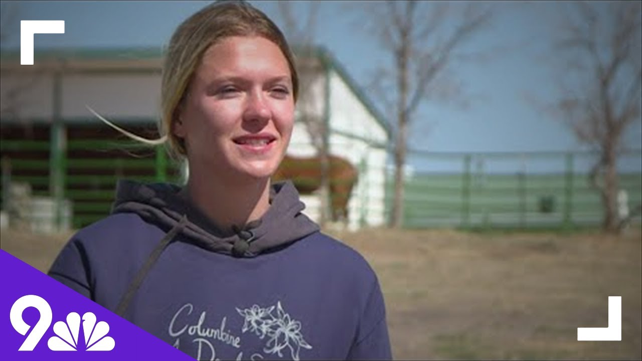Columbine High School students pay tribute 23 years later - YouTube