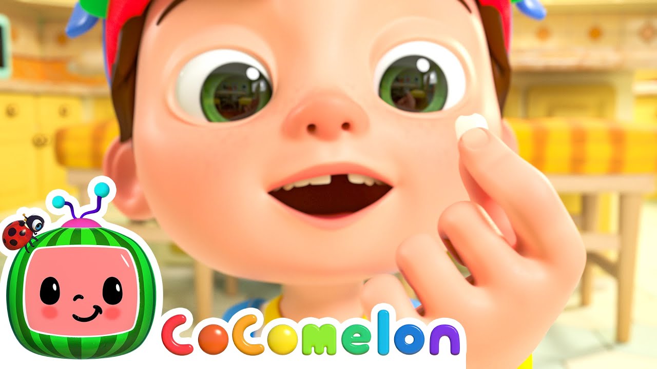 Loose Tooth Song 🍉 CoComelon Christmas & Holiday Kids Songs 🎶 - YouTube