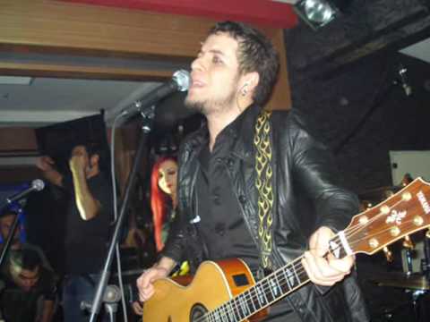 Emre Aydın - Güzeliğin On Par'etmez