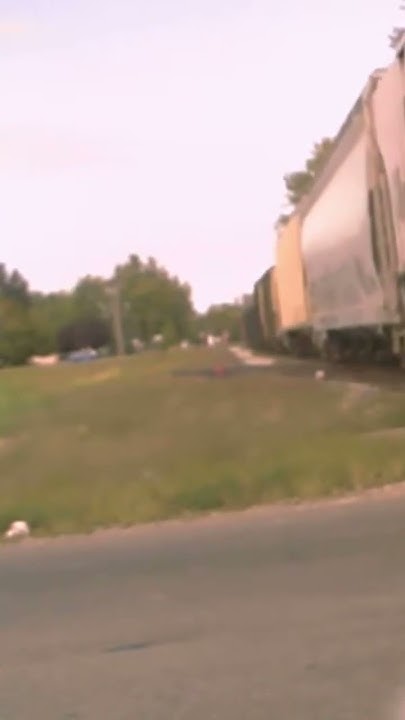 LSRC 805 Before Being Renumbered to 4307 - YouTube