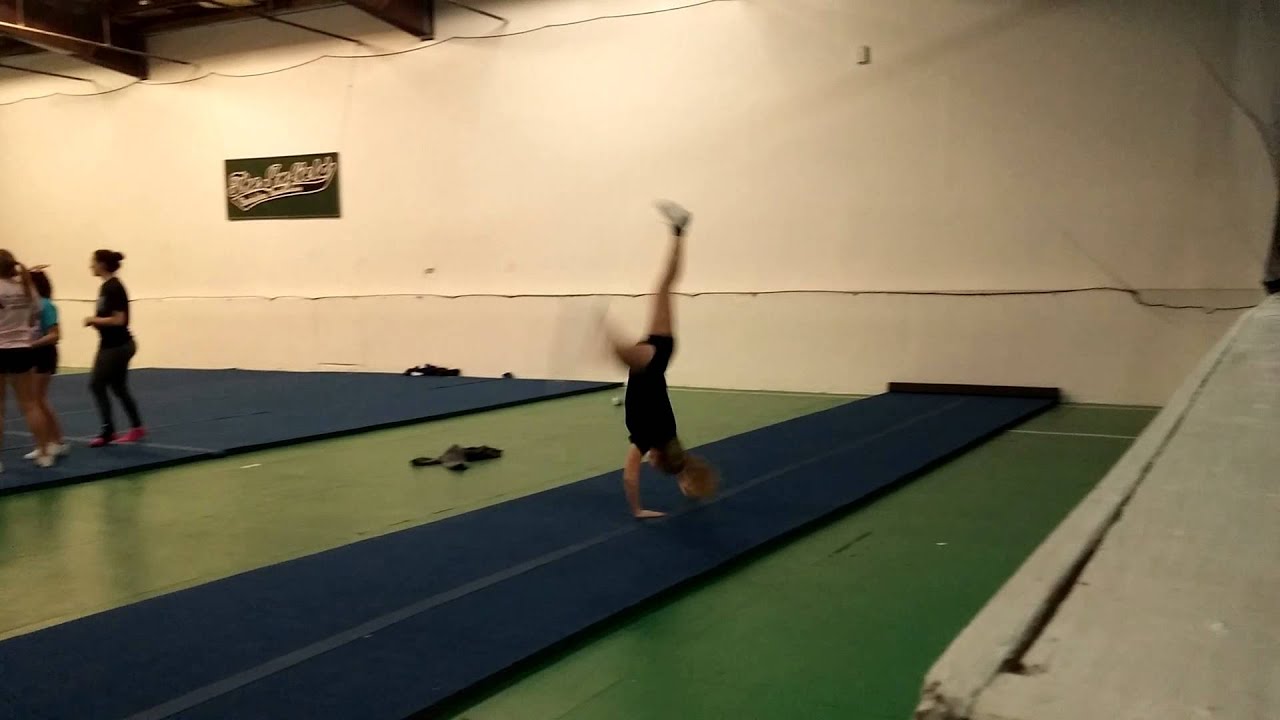 This is me doing a round off back layout!!! - YouTube