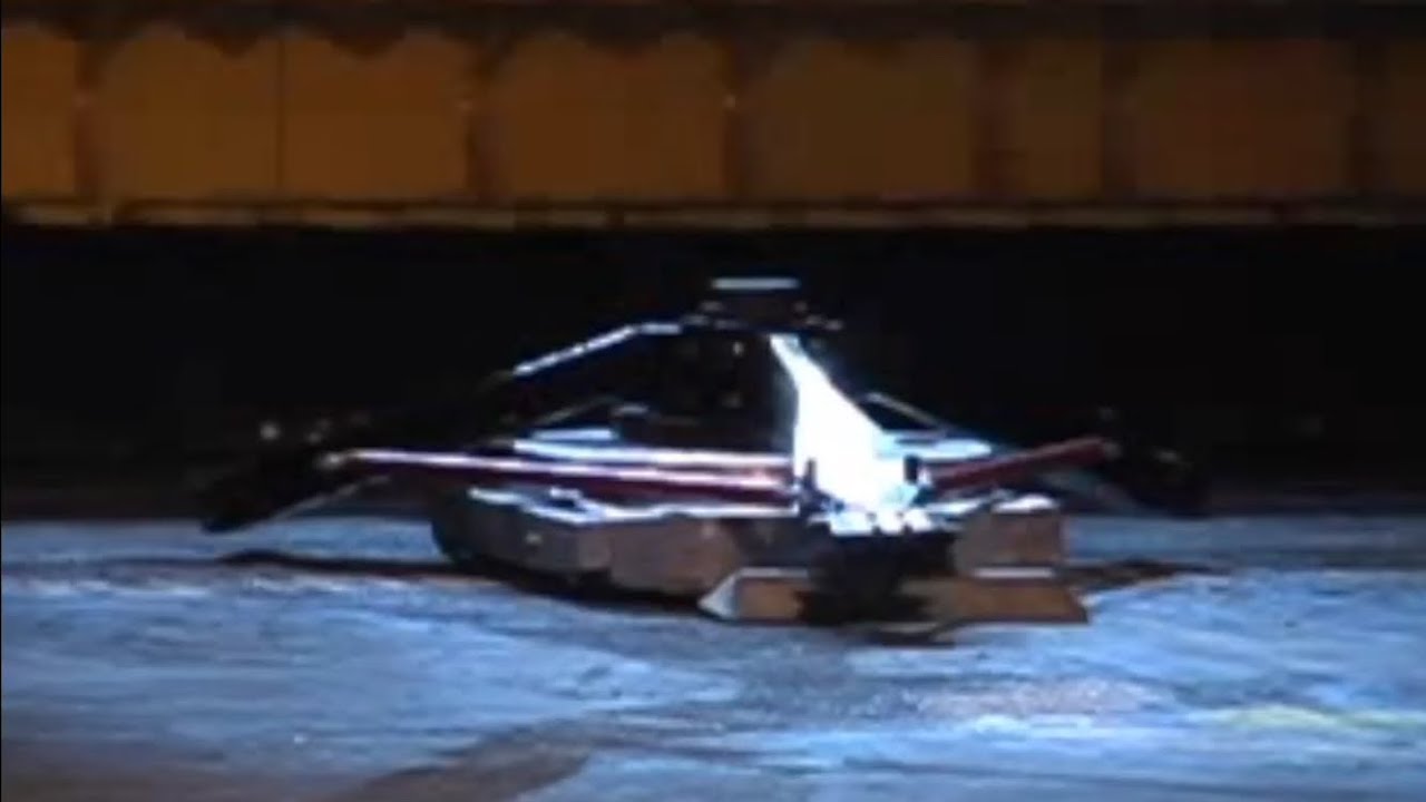 Classic Battlebots||YU812 (Mini Sow) All Fights 2004 Charity Open - YouTube