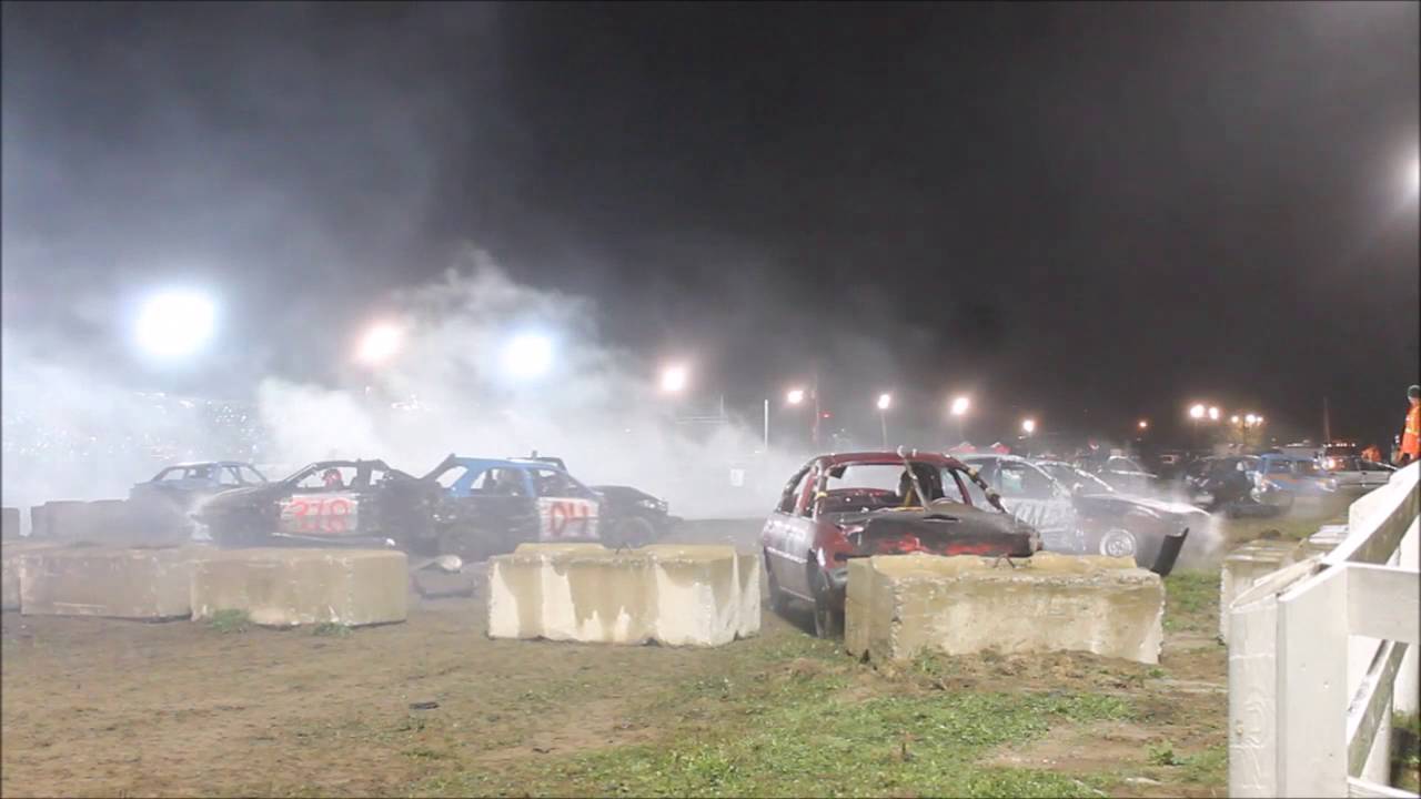 2016 MARKHAM DEMO DERBY MINI SMASH FEATURE - YouTube