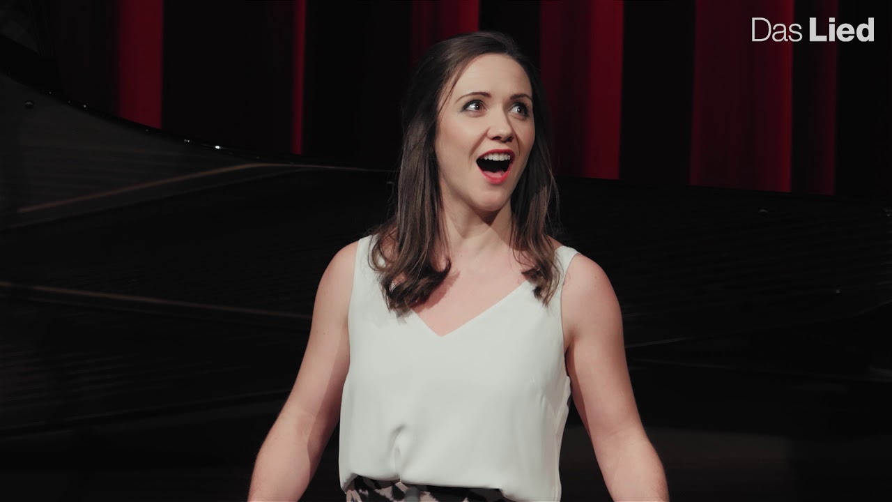DAS LIED 2019 Preliminary round | Felicity Turner & Natalie Burch - YouTube