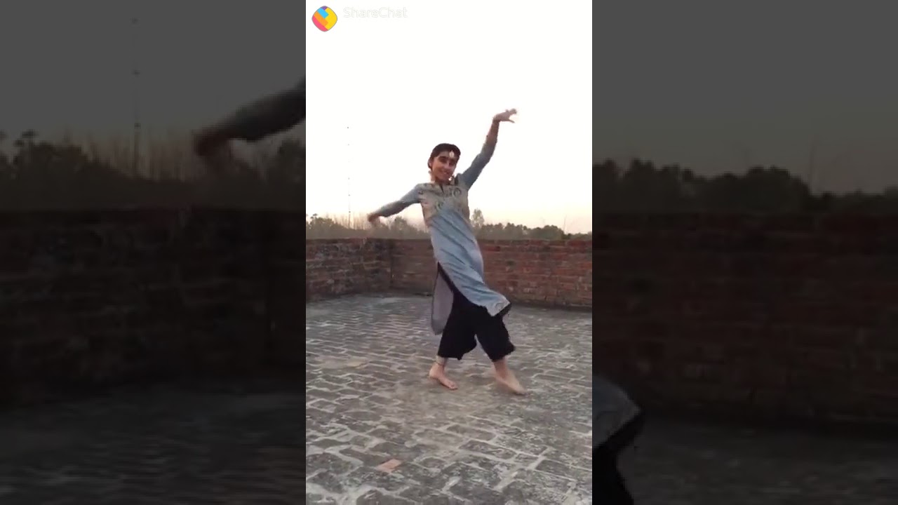 Top dance 2018 from girl siraa dance - YouTube