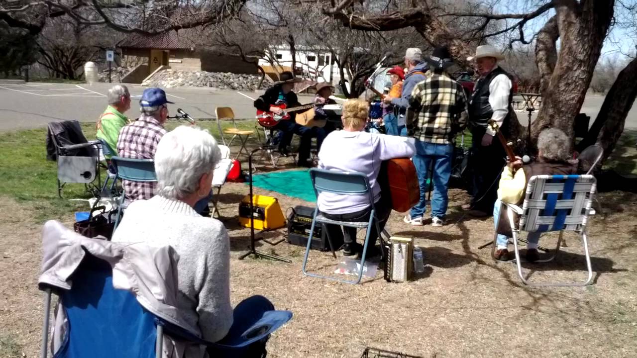 Dead Horse Ranch State Park Country Jam Part 1 - YouTube