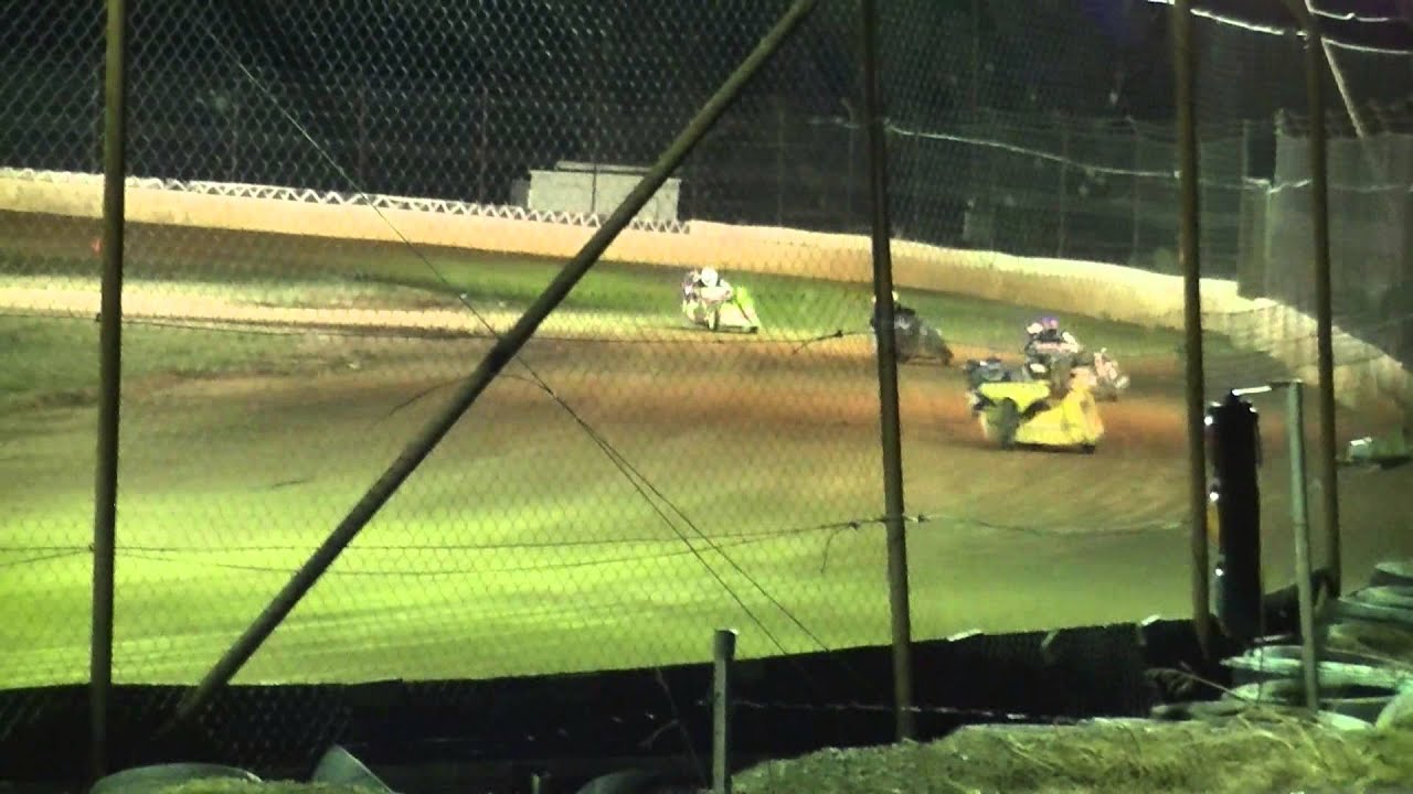 2013 NSW Speedway Sidecar@ Oakburn Park Tamworth - YouTube
