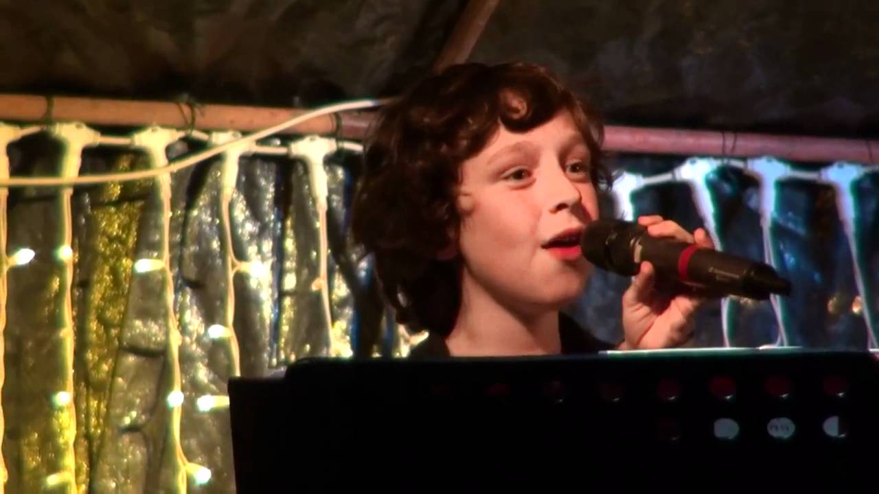 Léo Rispal - Skinny love - Fête de la musique 2012 à Roanne - YouTube