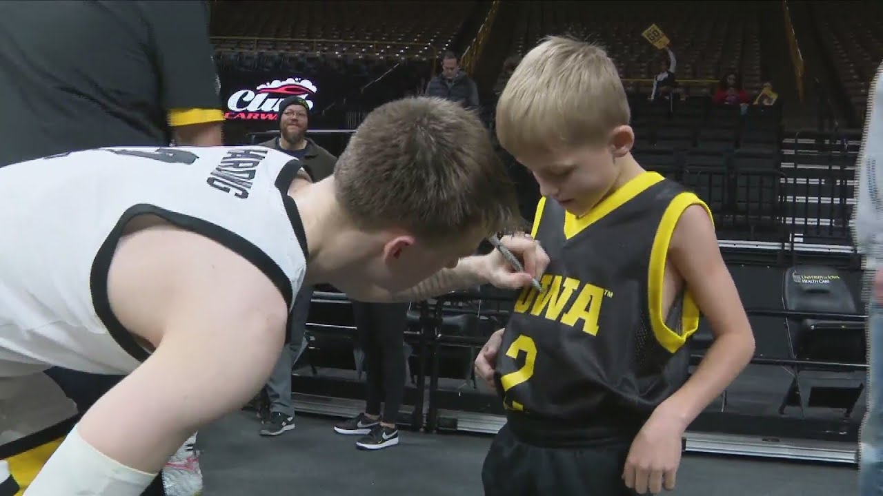 Iowa-UMBC Highlights with reaction - YouTube