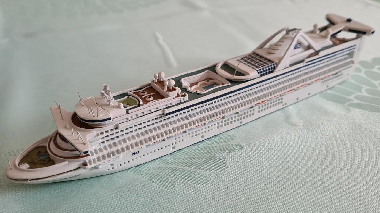 "Grand Princess" | Cruise Ship Modell from Mercator 1:1250 - YouTube