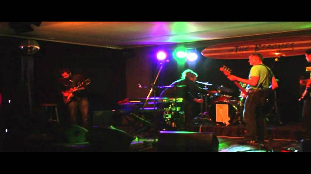 Adam Pringle Guitar solo Harry Brus Band - YouTube