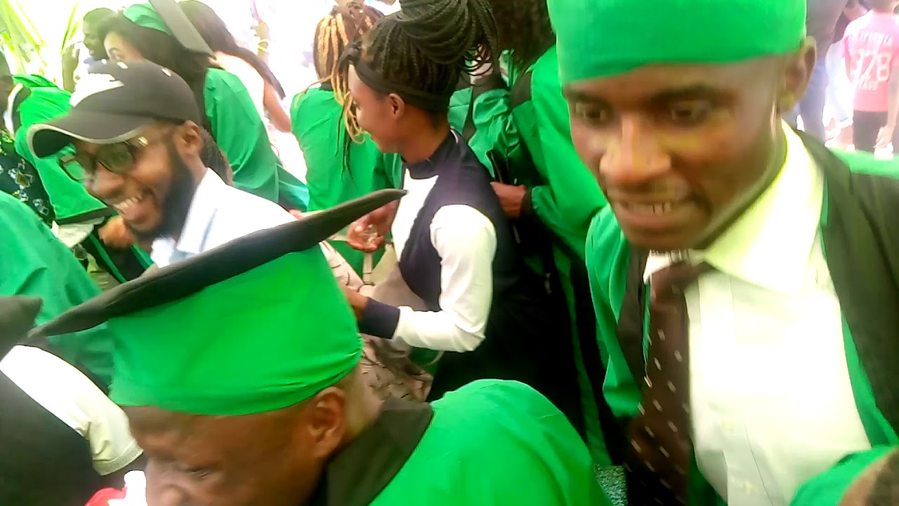 collation des grades à l'ISC Lubumbashi, piste et dance ''''bookiss ...