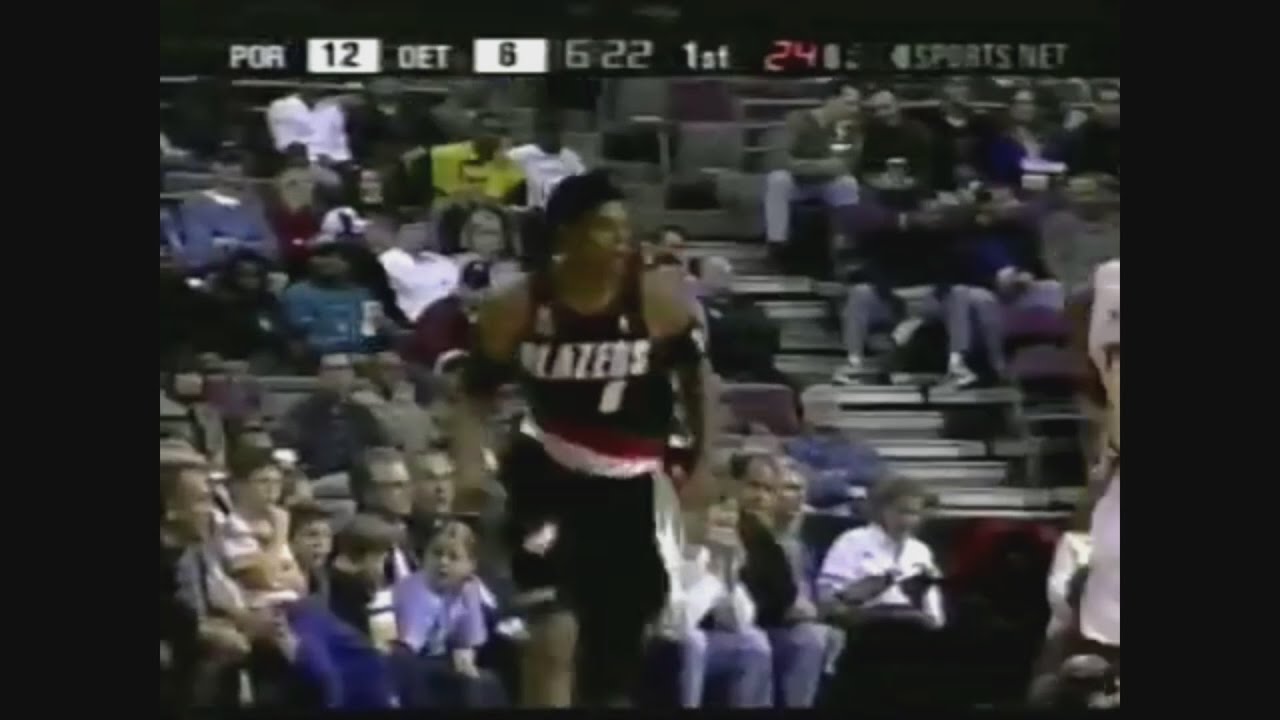 Bonzi Wells 30 Points @ Pistons, 2001-02. - YouTube