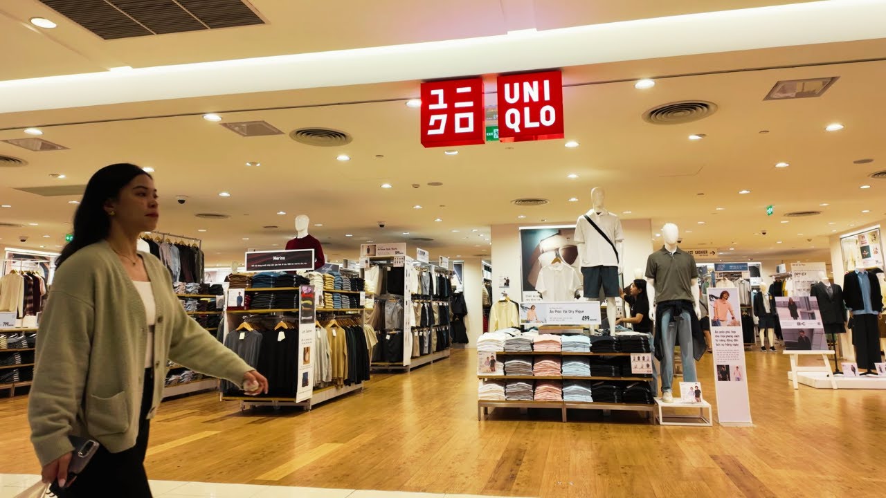 🇻🇳 [4K] UNIQLO Store Walk | Saigon Centre Takashimaya | Men’s Fashion ...