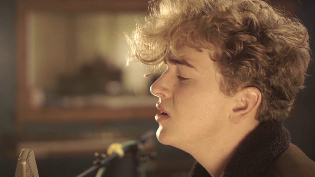 Daydreamer Live- Noah Mac - YouTube