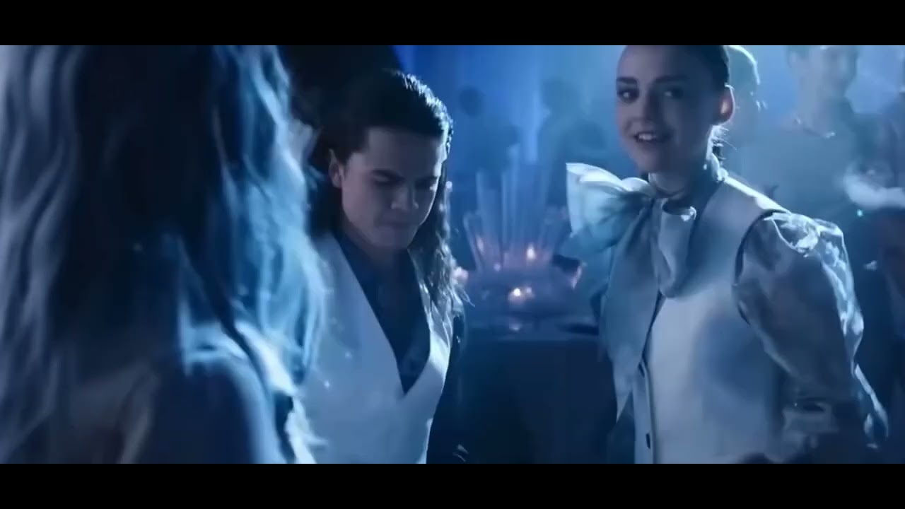 Wednesday dance with the song “Ghosts” by Michael Jackson - YouTube