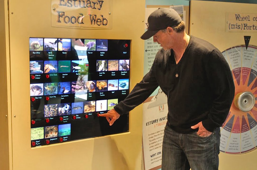 Mobile Learning Center Docent Video - YouTube