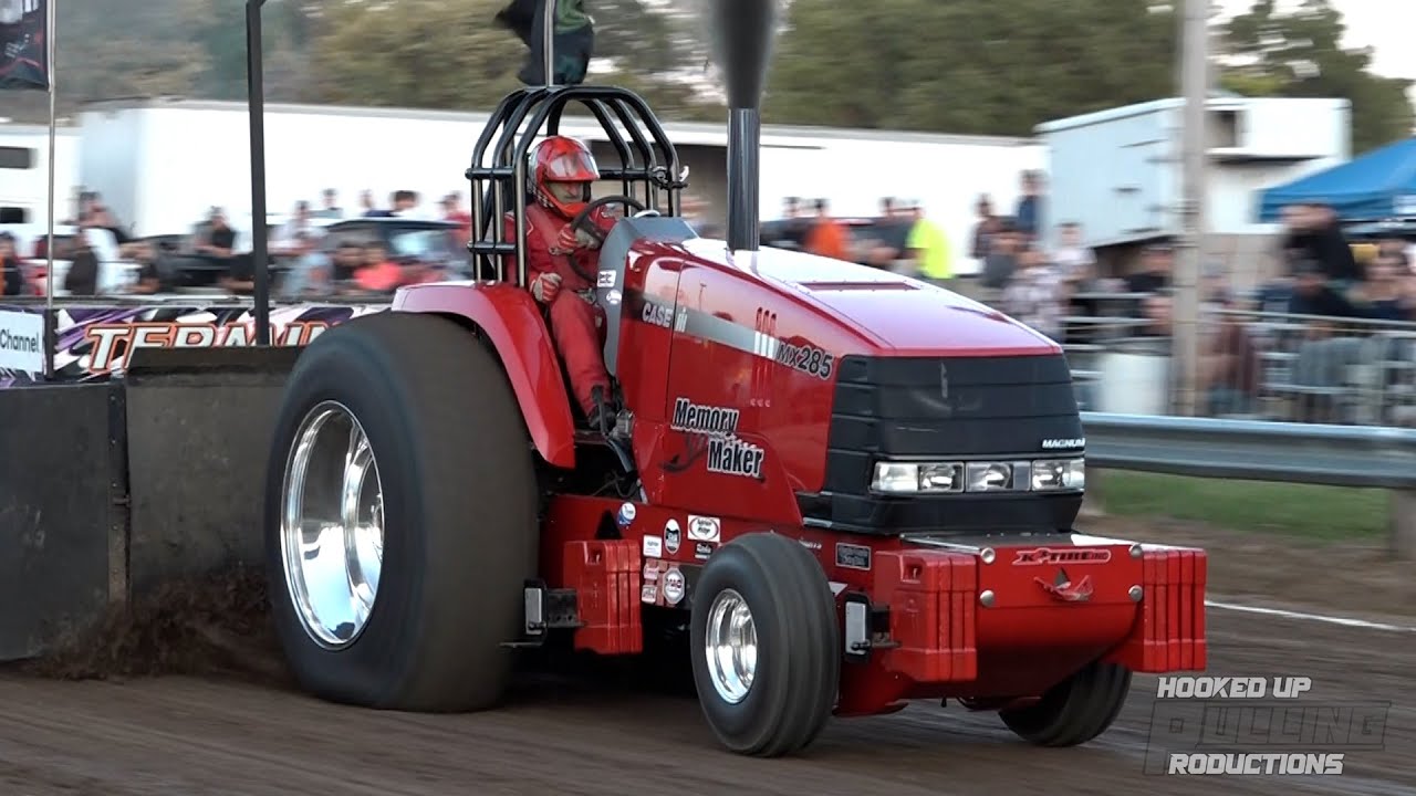 Hot Farm Tractors & Pro Stock Tractors Pulling in Monroe, WI - Tractor ...