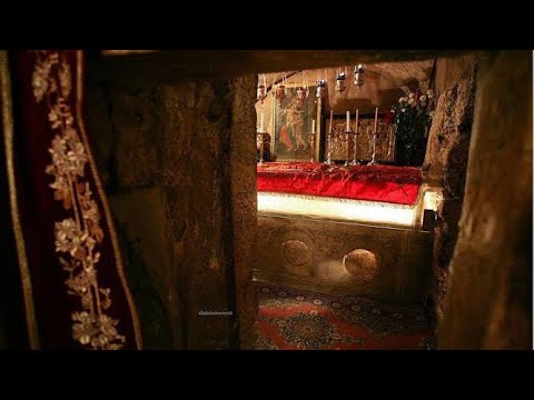 RİVAYETE GÖRE HZ MERYEM ANA MEZARI CAM SANDUKA