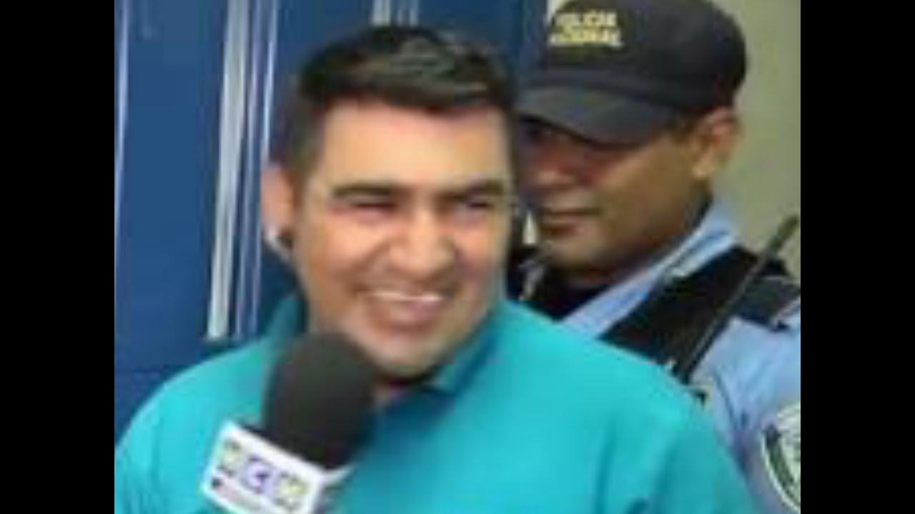 3 minutos del Halcón 01 rescatando la seriedad del periodismo mundial ...