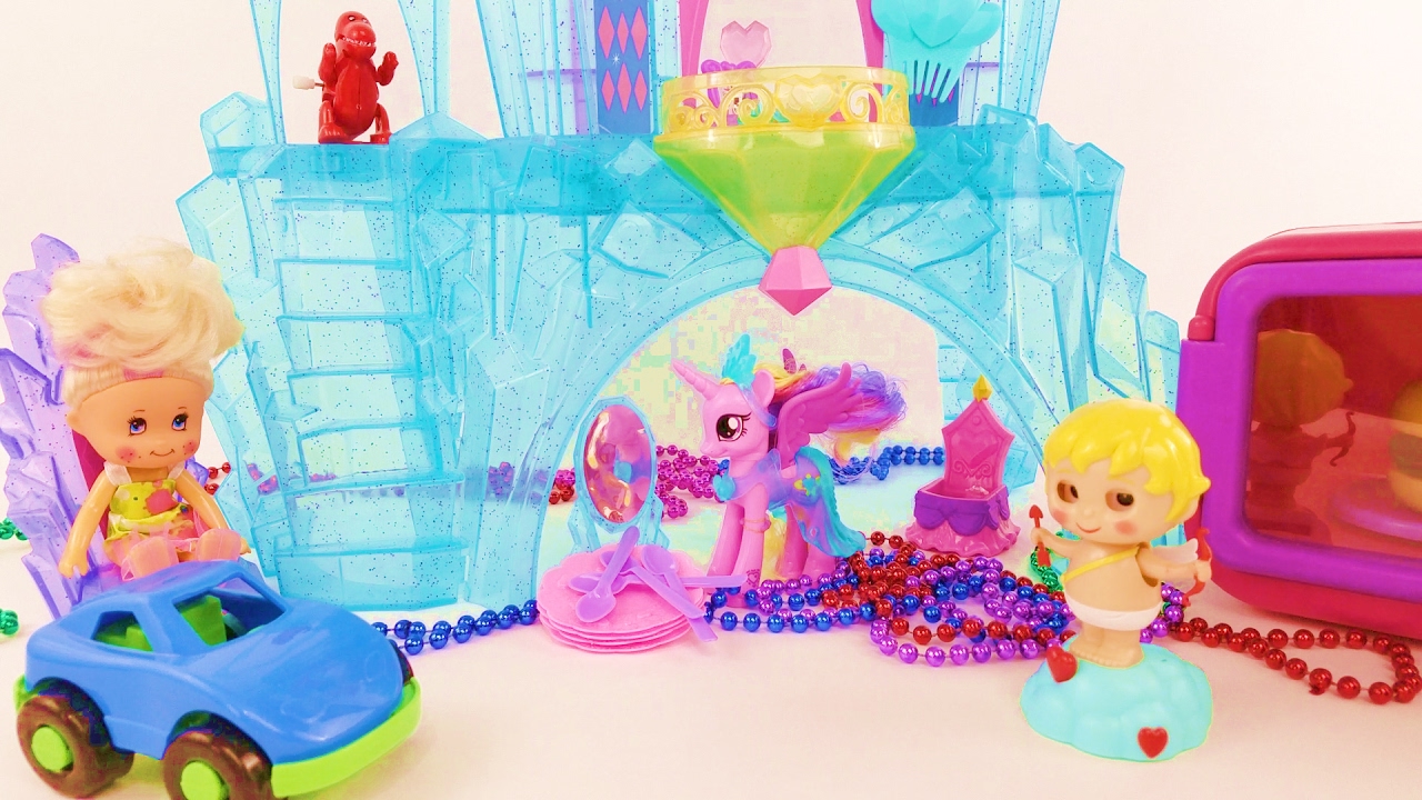 My Little Pony Ice Castle & Friends Tea party! - YouTube