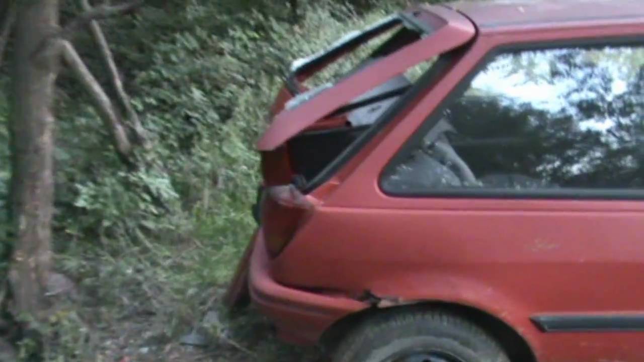 VRAPCHE production Ford Fiesta Crash Test - YouTube
