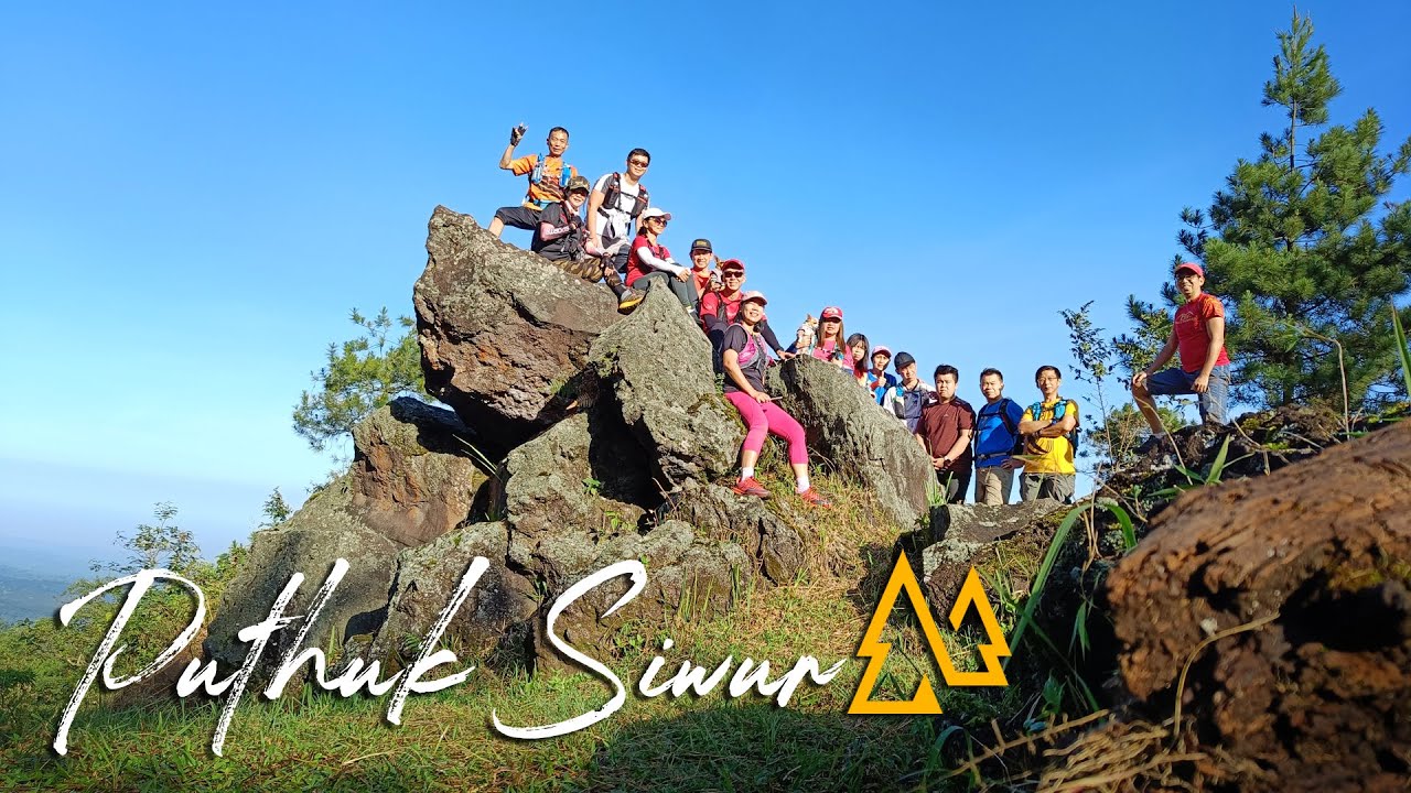 Puthuk Siwur 1429 MDPL+ Pundak 1547 MDPL with Doggies (+gpx file) - YouTube