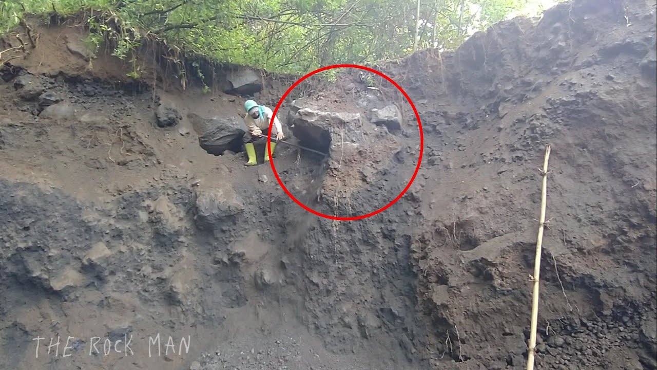 rockfall and crushing process - YouTube