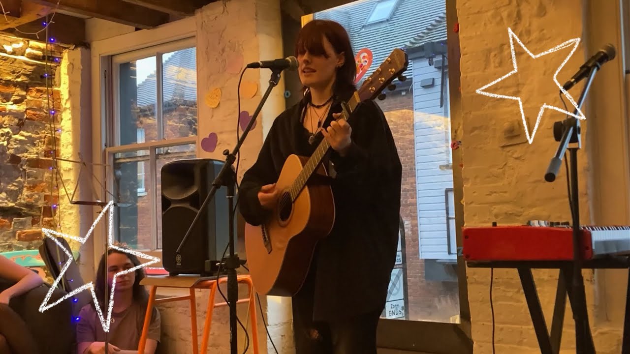 I played my first open mic night!! (@Jam cafe in Chichester) - YouTube